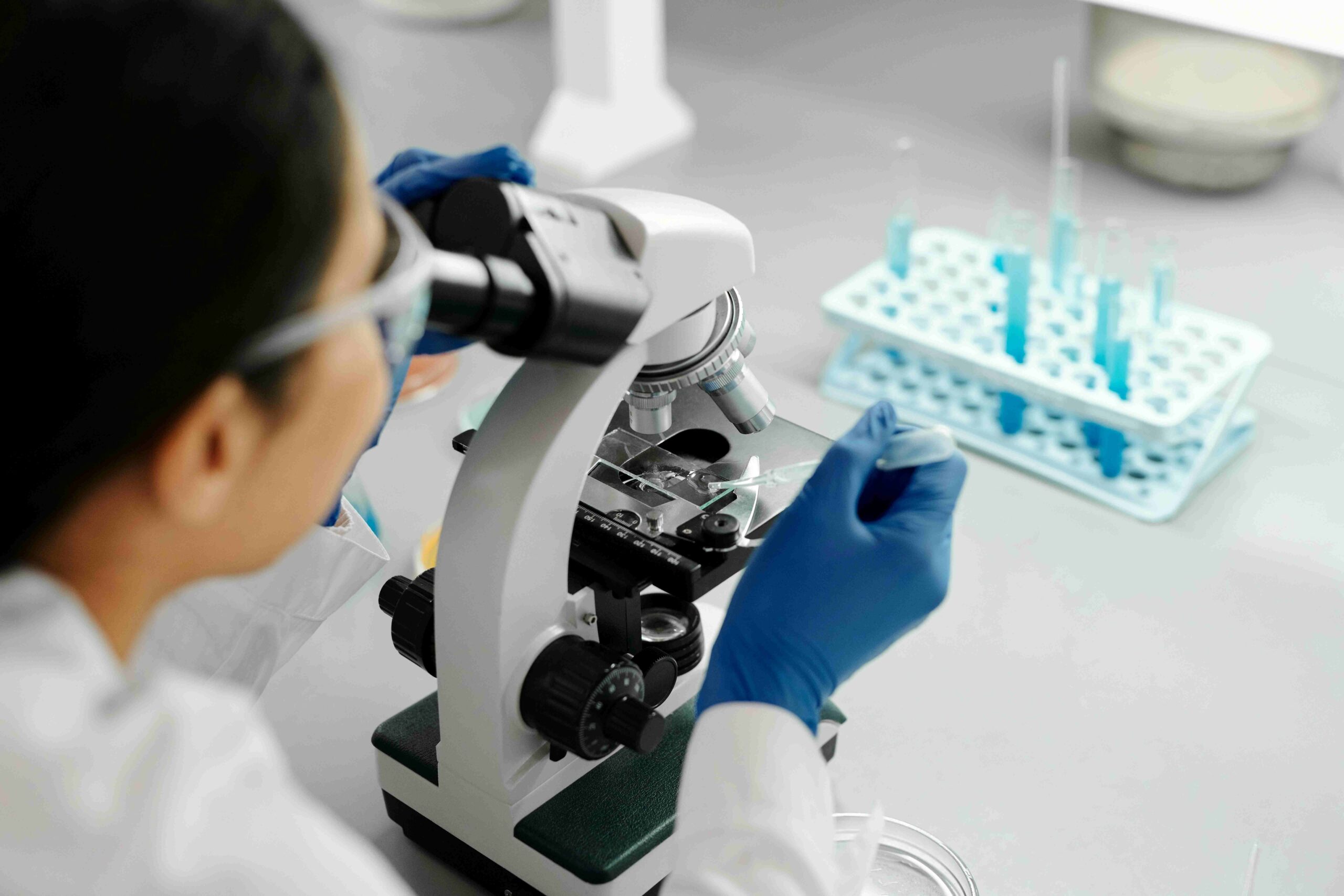 México informa primer caso humano de influenza aviar A (H5N1) - Catedra ...